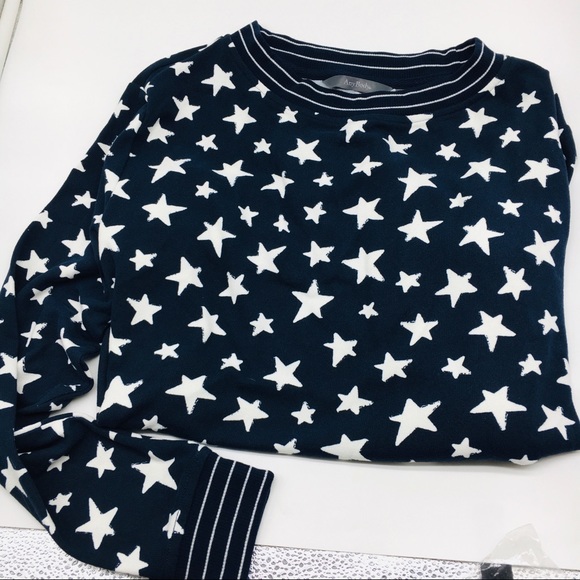 AnyBody | Tops | Anybody Printed Hacci Sweatshirt Top Stars Navy | Poshmark